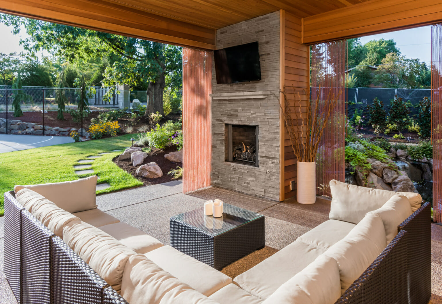 Best ways to customize a stone patio for outdoor entertaining in ...