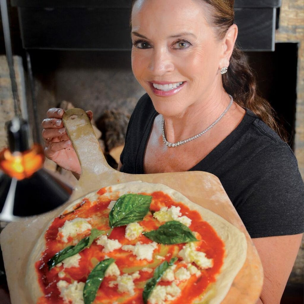 Lisa Dahl opens 2nd Pisa Lisa location in Sedona - AZ Big Media