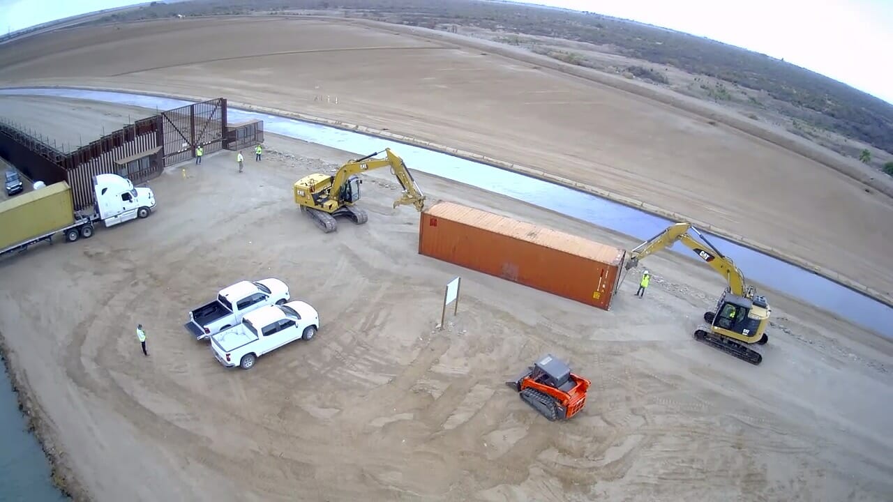 Ducey issues executive order to fill gaps in border wall - AZ Big Media