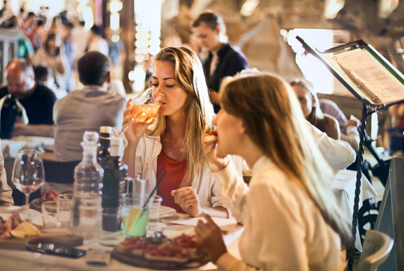 Restaurants use removable bollards to expand outdoor seating without ...