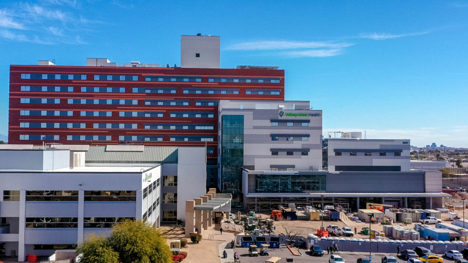 How Phoenix hospital development is reaching record-setting heights ...