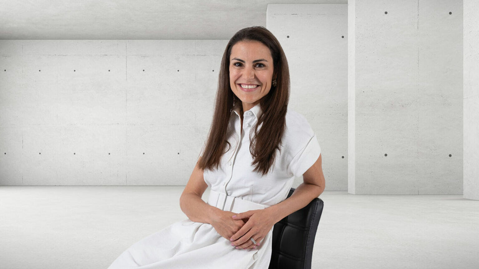 Most Influential Women: Elizabeth Hart, Axon - AZ Big Media