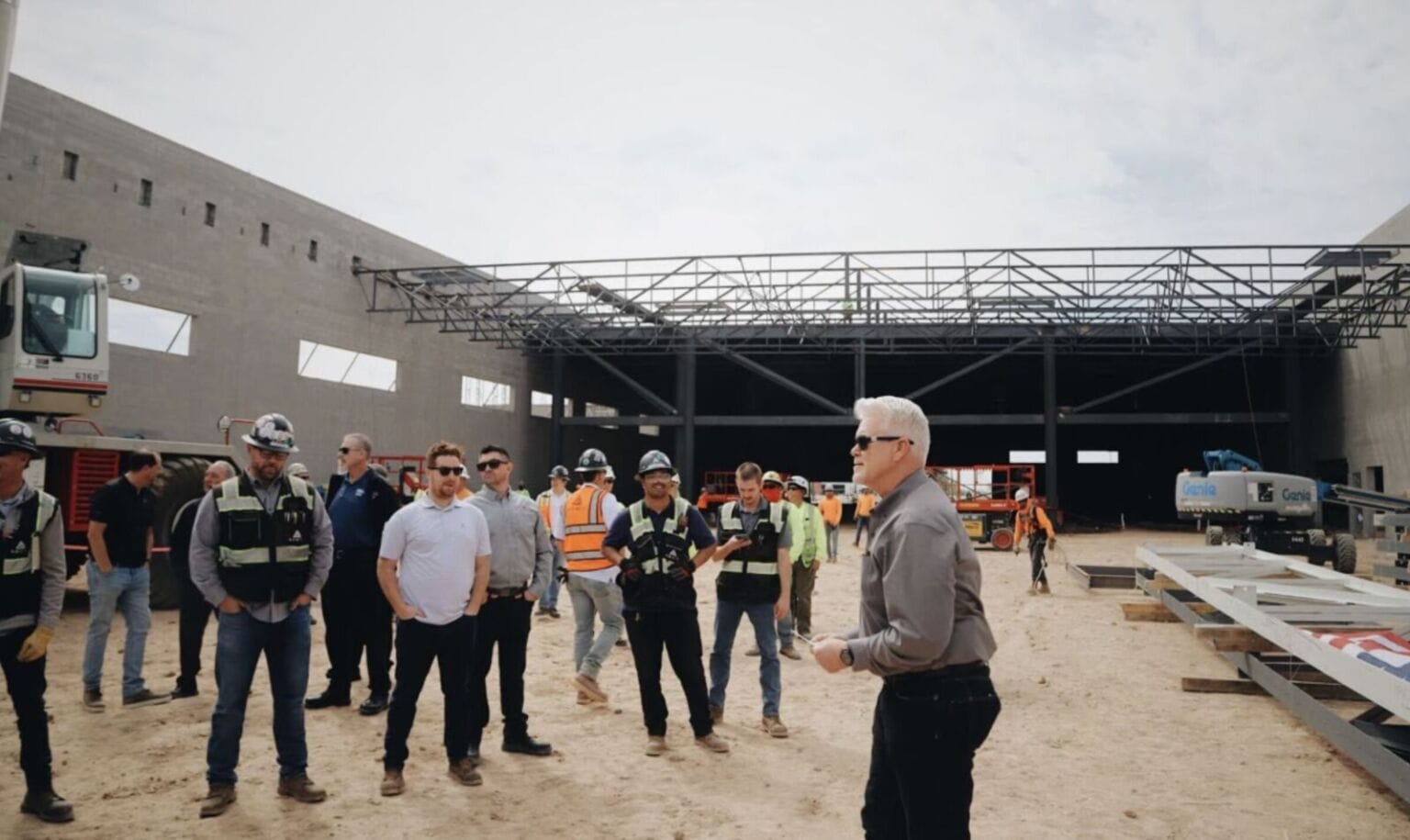 Agate Construction tops off new Chapman Ford Pro Elite Vehicle Center ...