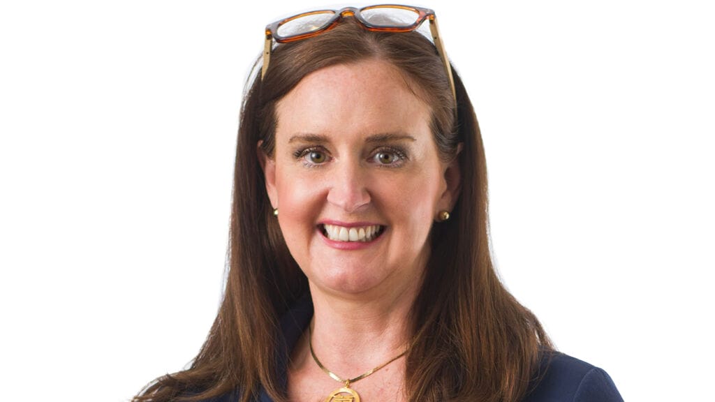 Az Business Leaders: Elizabeth Shabaker, Versant Capital Management ...