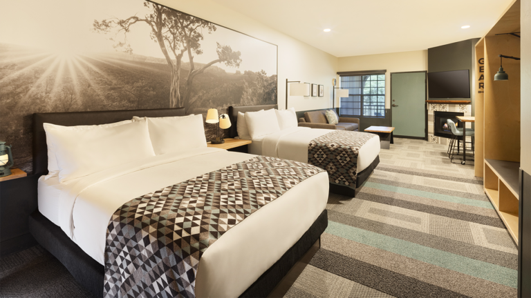 Crystal Creek Hospitality brings Mountain Modern brand to Sedona - AZ ...