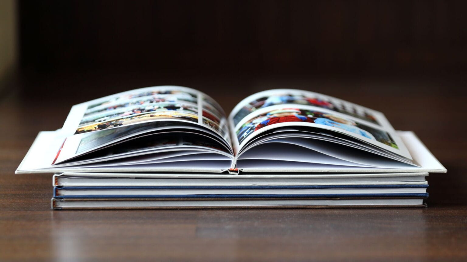 How to select themes for your photo book - AZ Big Media
