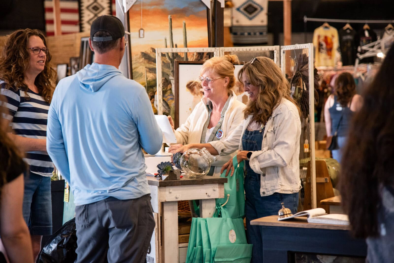 Junk in the Trunk vintage market brings 160 vendors to Scottsdale - AZ ...
