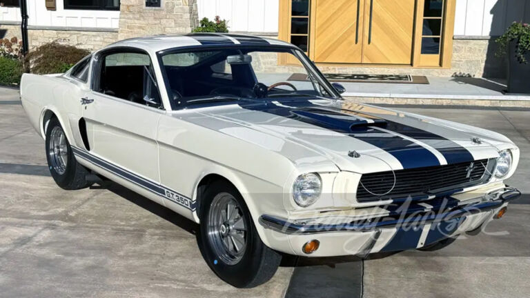 Barrett-Jackson will offer restored classic American muscle cars - AZ ...