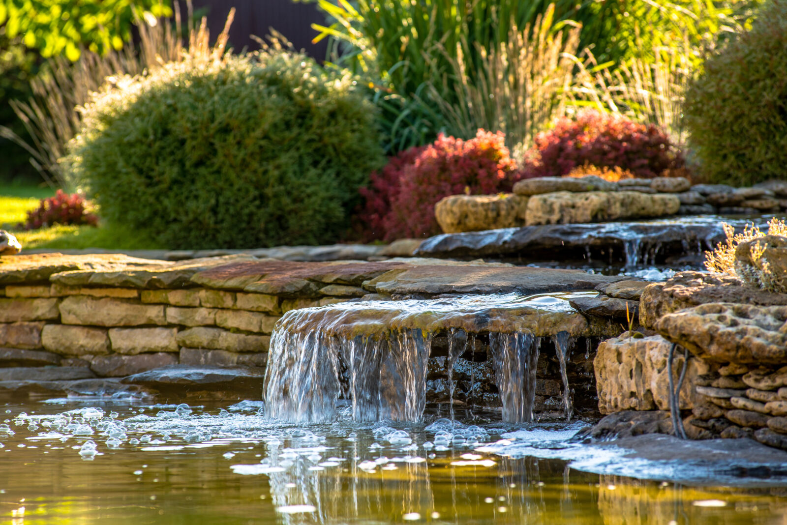 Things to consider before adding a fountain to your backyard pond - AZ ...
