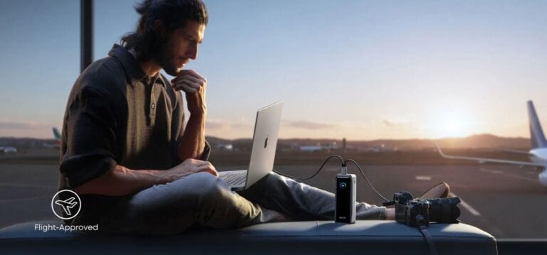 How to master the one-bag travel strategy for high-tech business trips ...